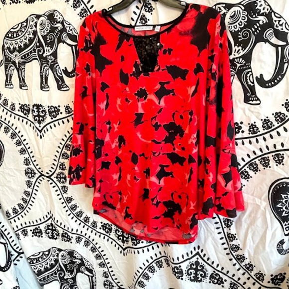 Notations | Tops | Womens Flowy Top Notations | Poshmark